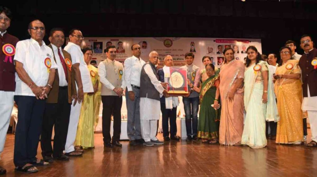 प्रीतिसुधाजी शिक्षण फंड नाशिकतर्फे अनुभूती स्कूलला कौशल्य पुरस्कार ...